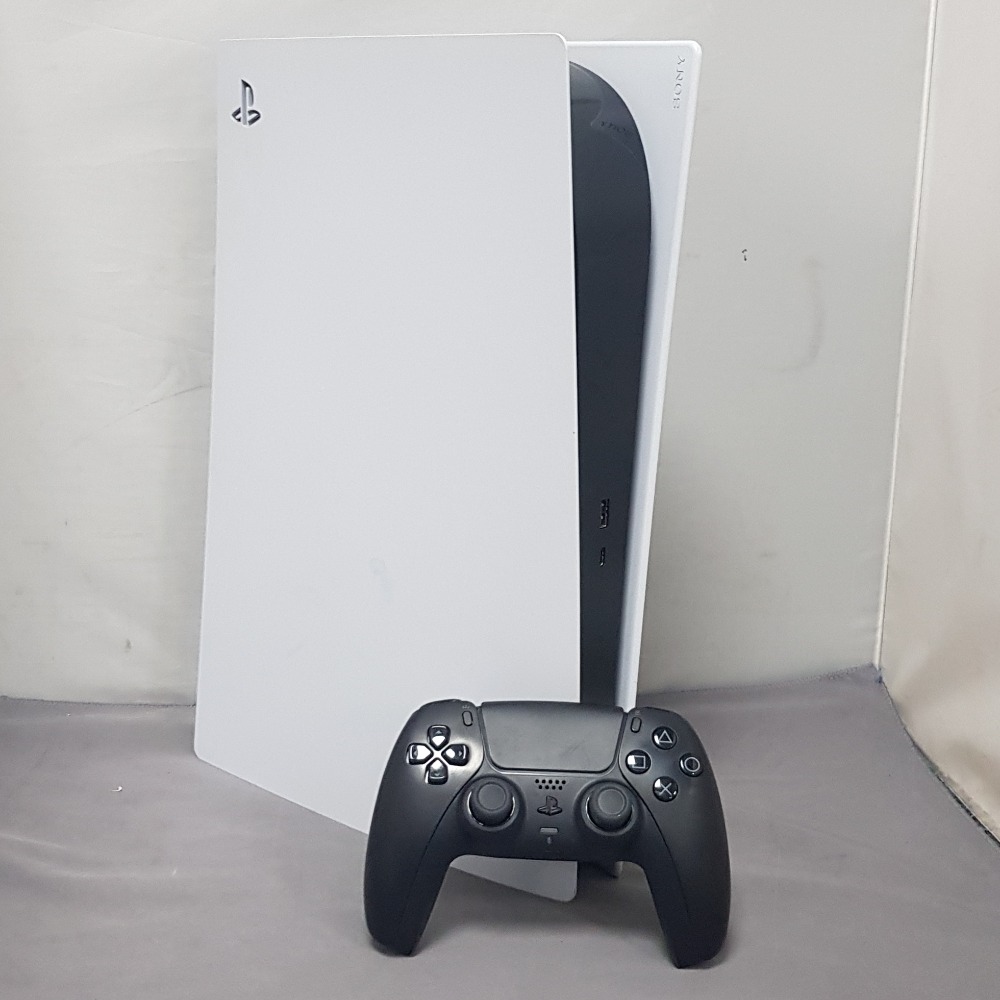 Pre-owned PS5 825GB disc edition - Own4Less